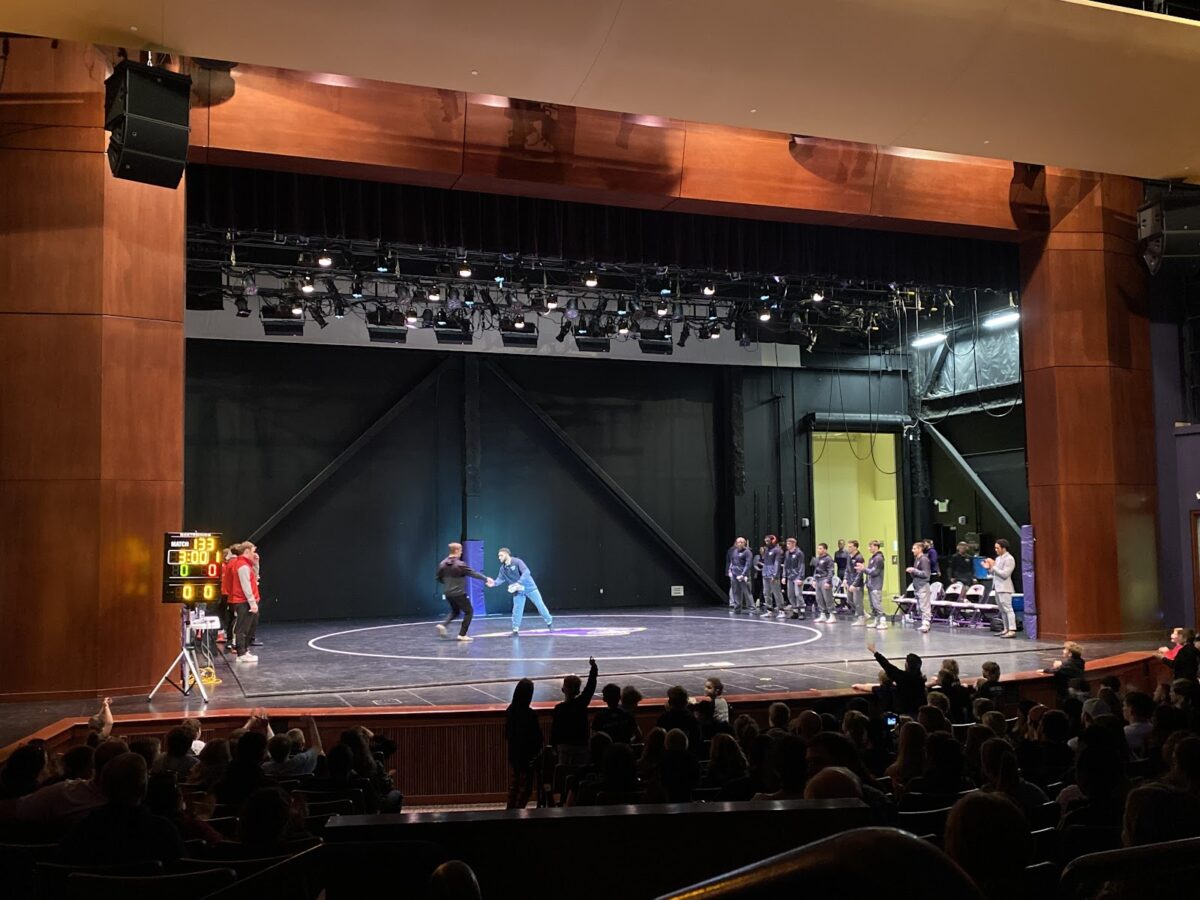Wrestling in the Hett: A Historic Event - The McKendree Review
